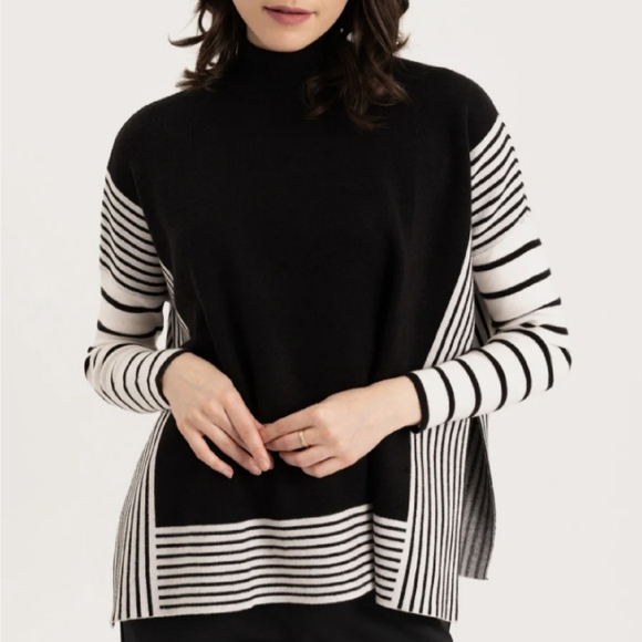 Renuar | Sweaters | Nwt Renuar Relaxed Turtleneck Sweater Black Combo ...